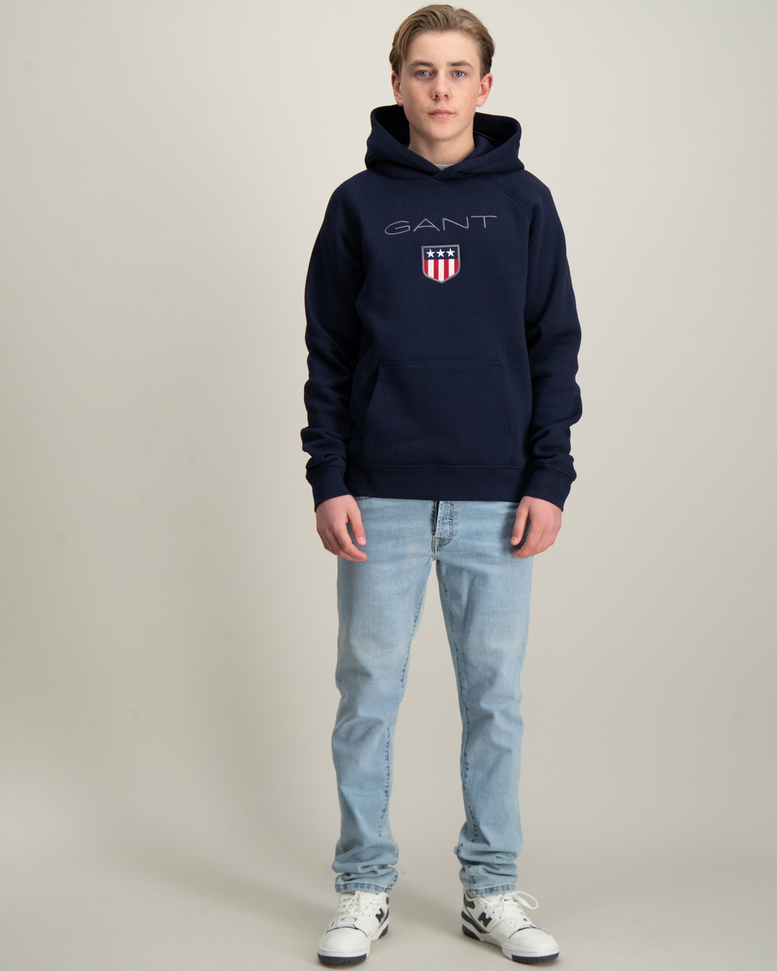 GANT GANT SHIELD HOODIE Blå til Gutt | Kids Brand Store