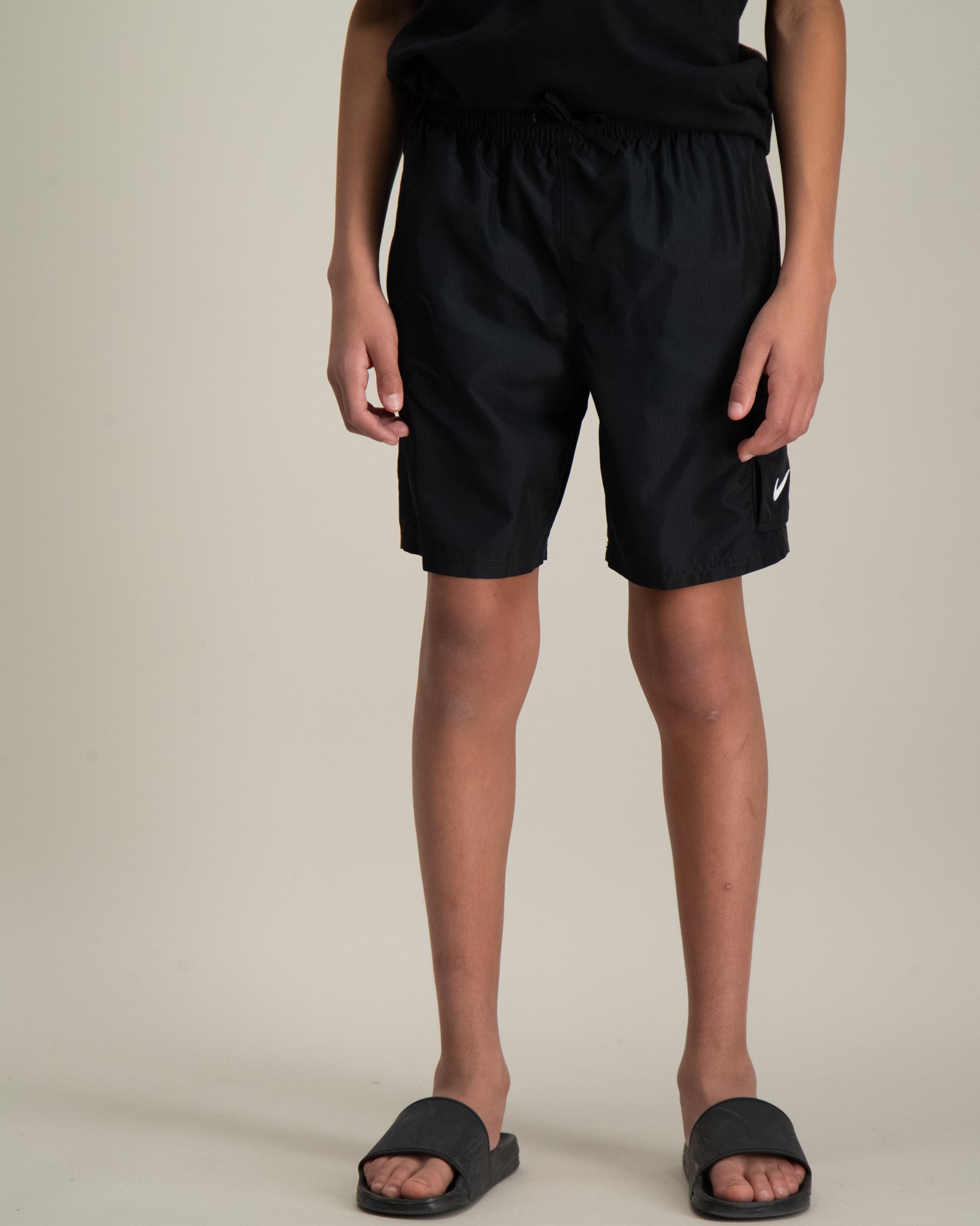 Nike NIKE VOYAGE 6" Volley Short Svart för Kille | Kids Brand Store