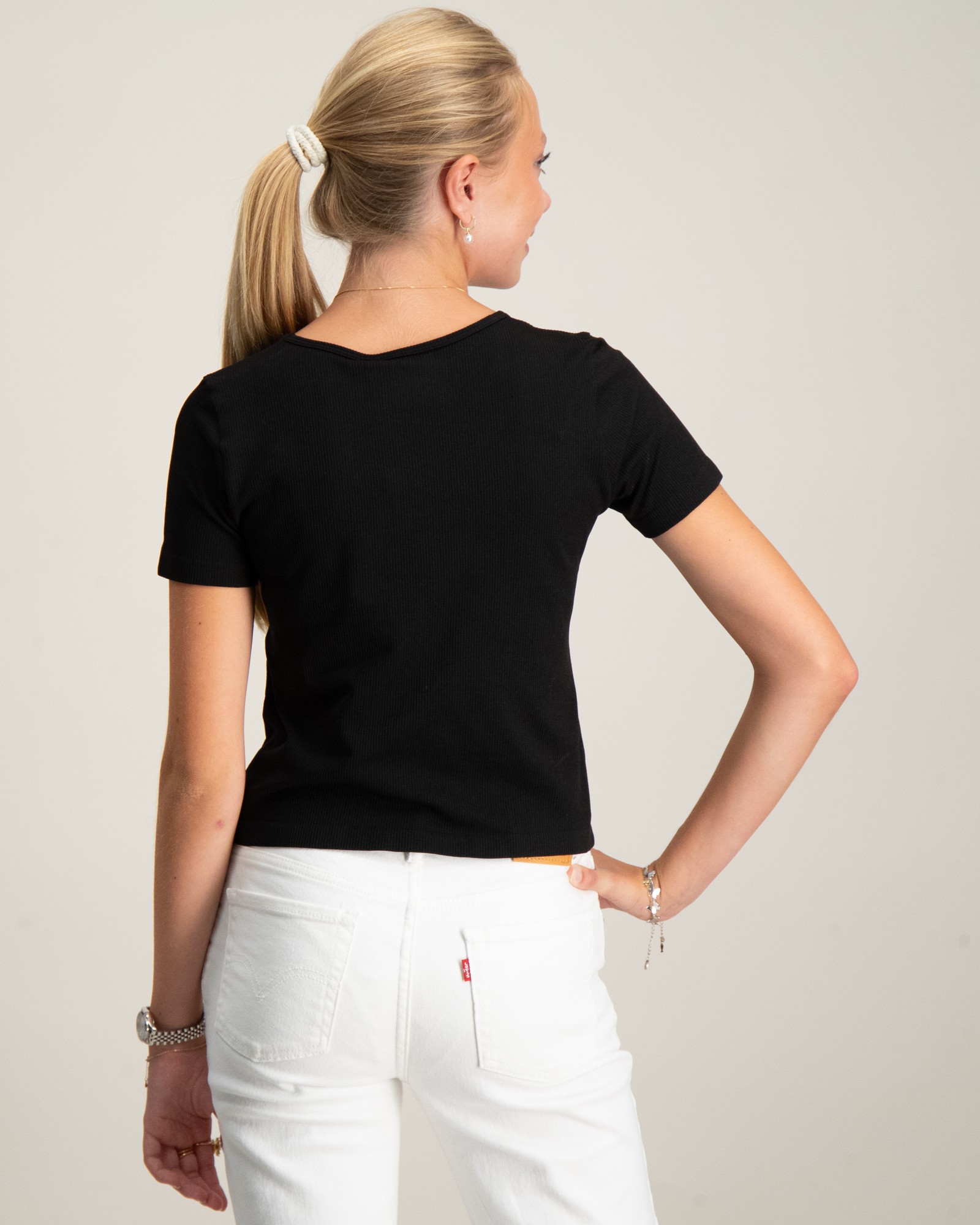 VERO MODA ISA SS SEAMLESS CROPPED TOP Svart för Tjej | Kids Brand Store