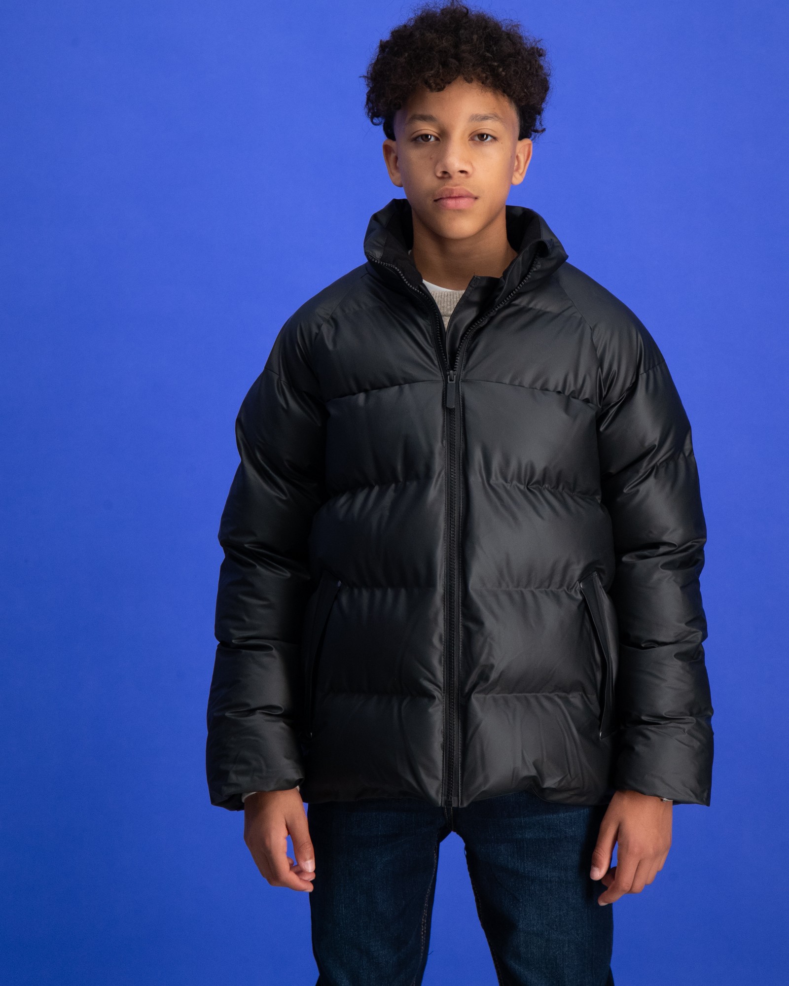 Didriksons MEGA KIDS JKT Sort til Dreng | Kids Brand Store