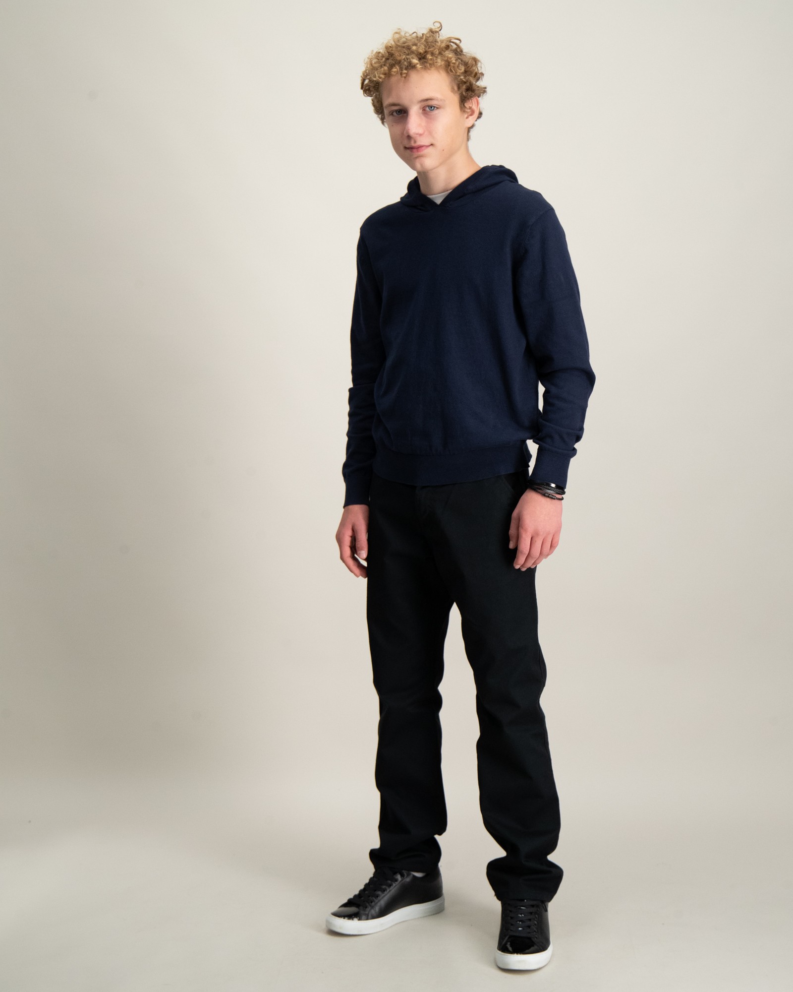 Grunt Jon Hood Knit Blå för Kille | Kids Brand Store