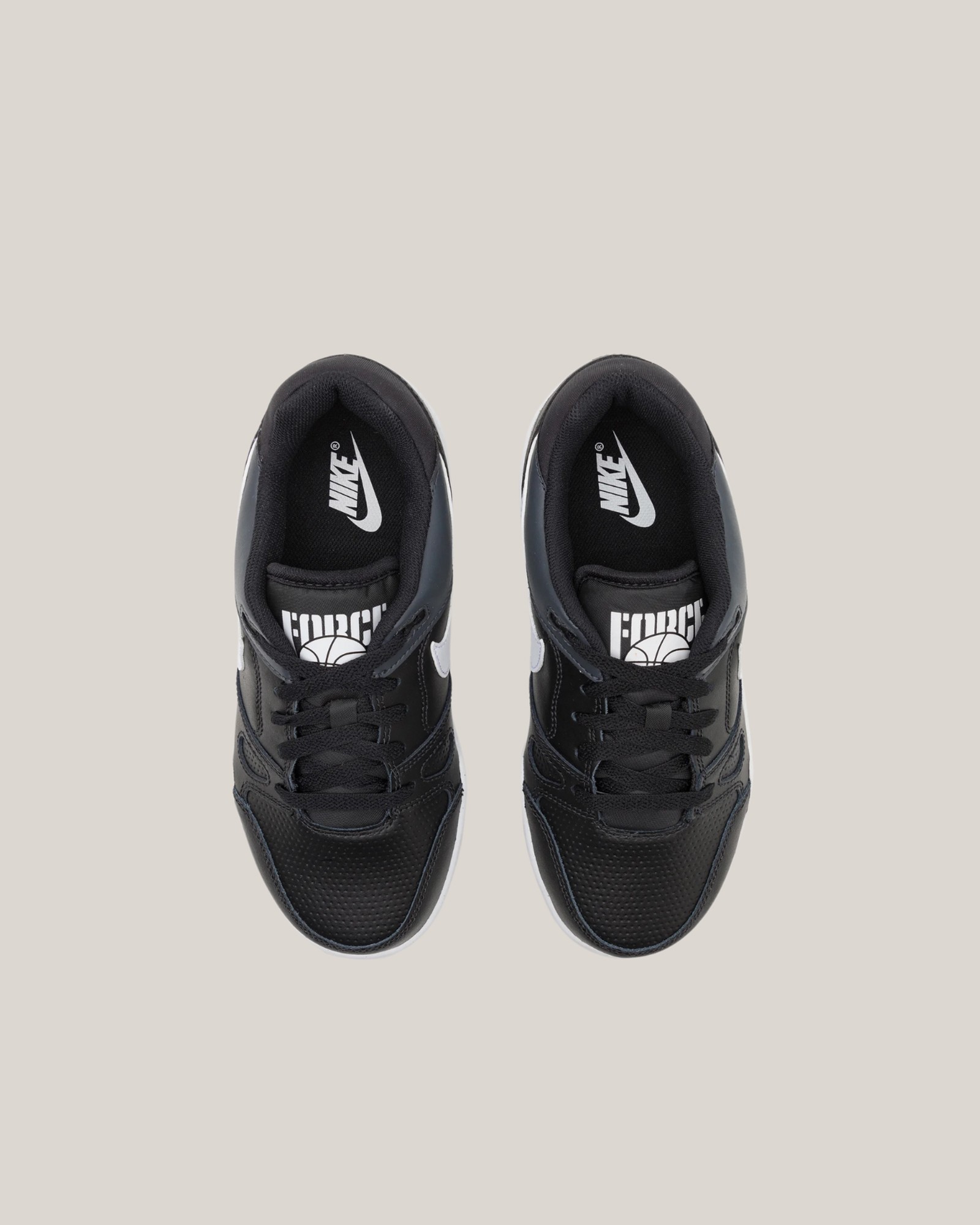 Nike NIKE FULL FORCE LO Svart för Kille | Kids Brand Store