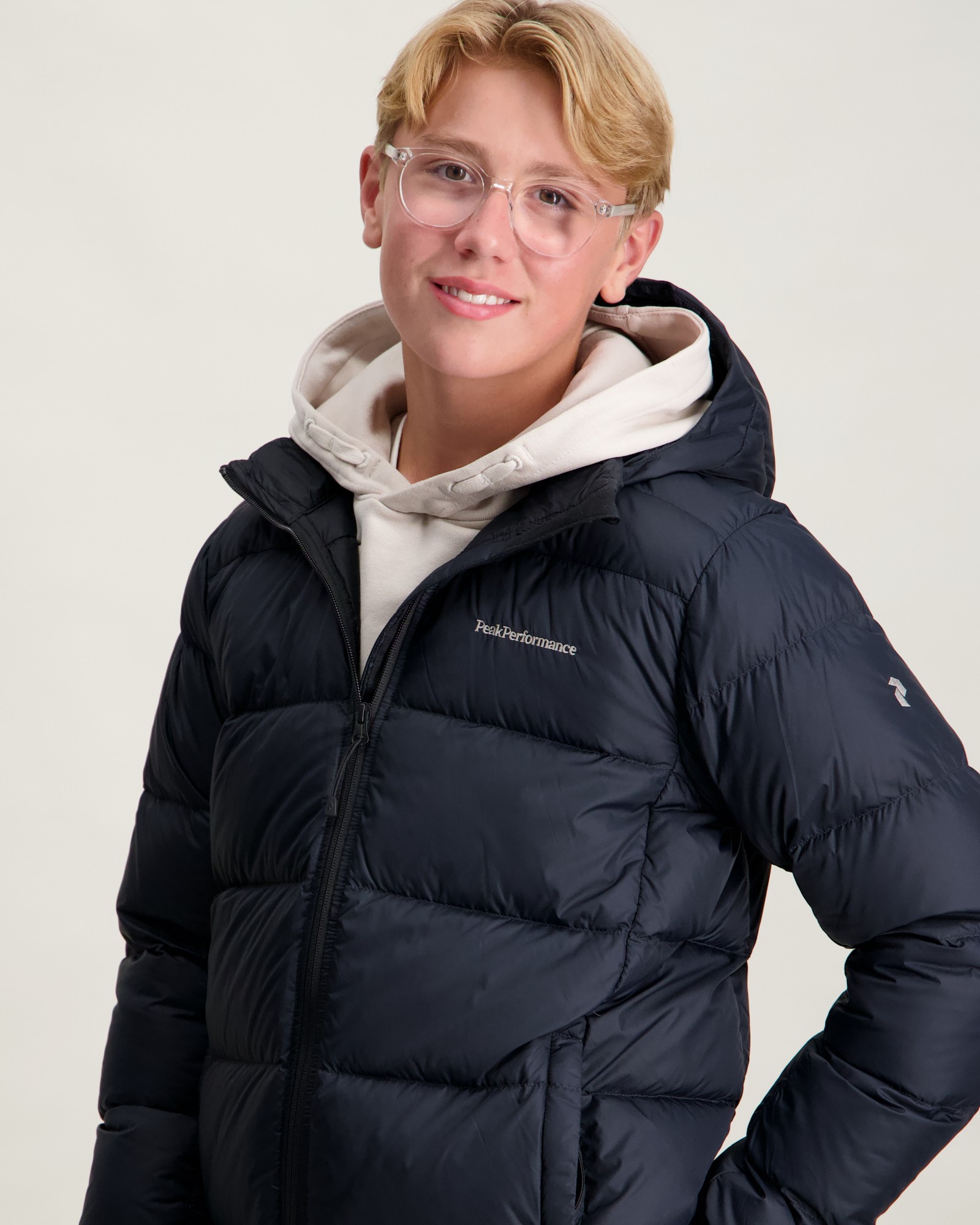 Peak Performance Jr Frost Down Puffer Jacket Svart för Kille | Kids ...