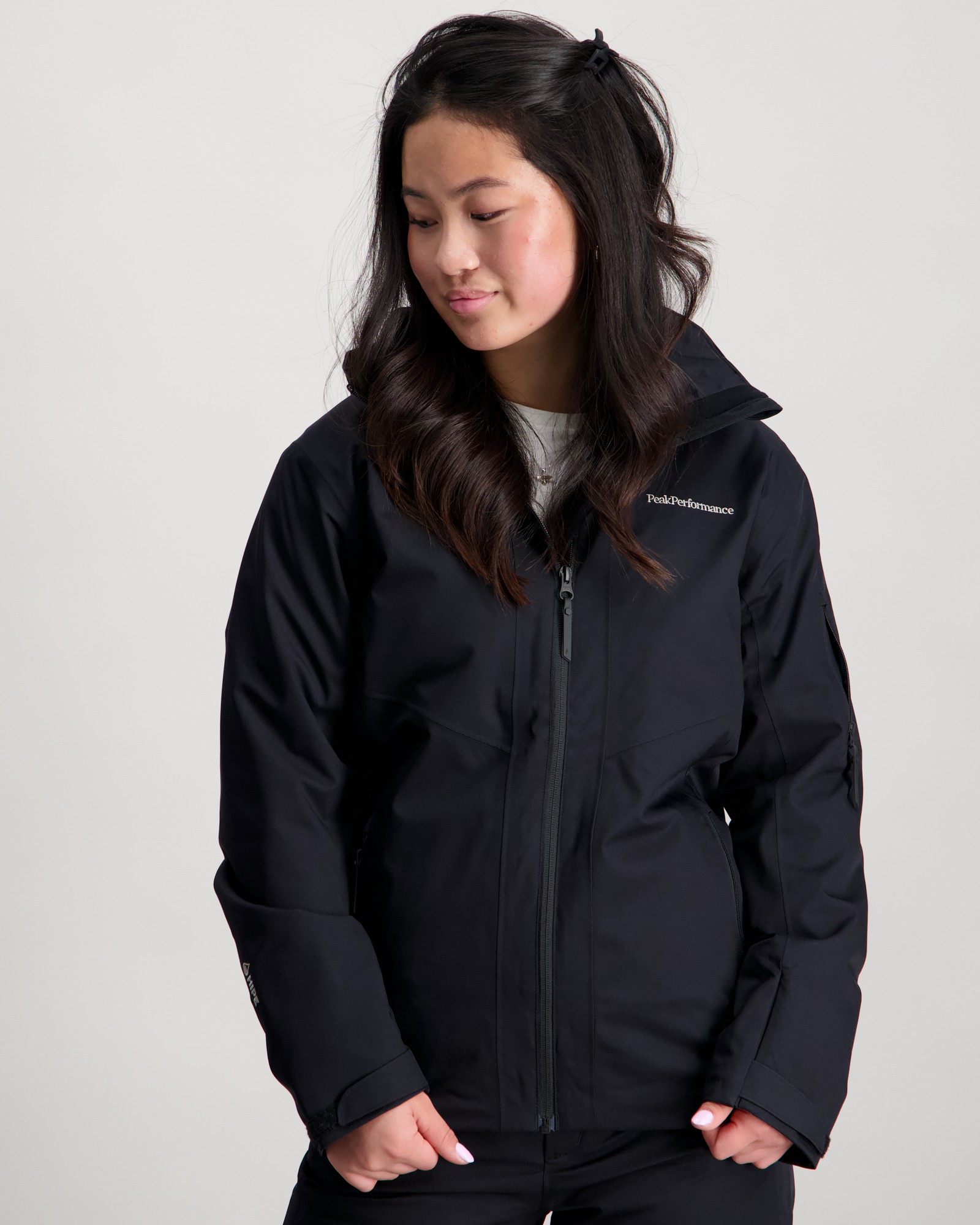 Peak Performance JR Maroon Insulated Jacket Schwarz für Mädchen | Kids ...