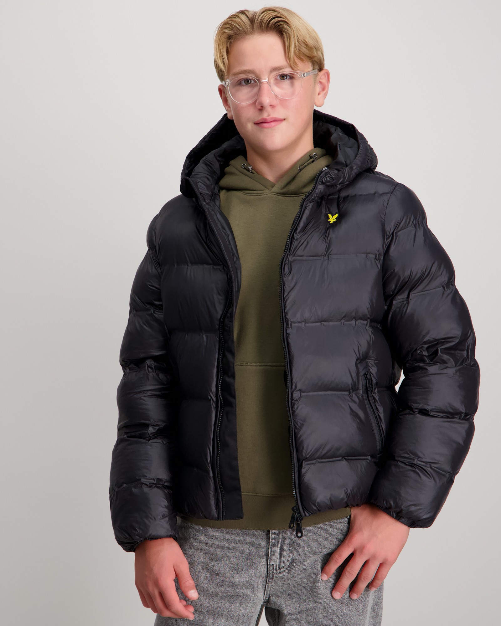 Lyle & Scott Cropped Puffer Coat Svart för Kille | Kids Brand Store