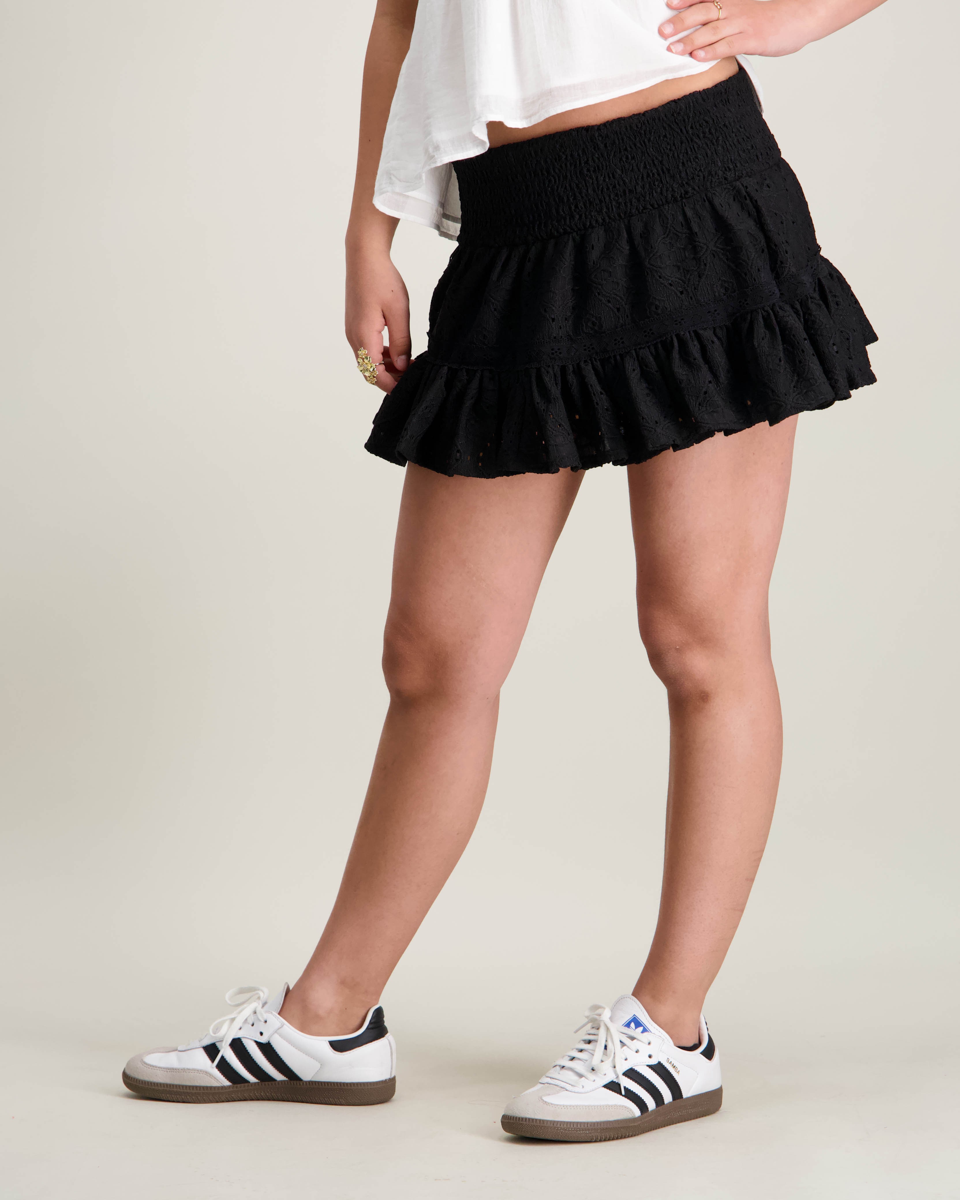 Gina Tricot Young 14+ 14+ broderie anglais skirt Schwarz für Mädchen ...